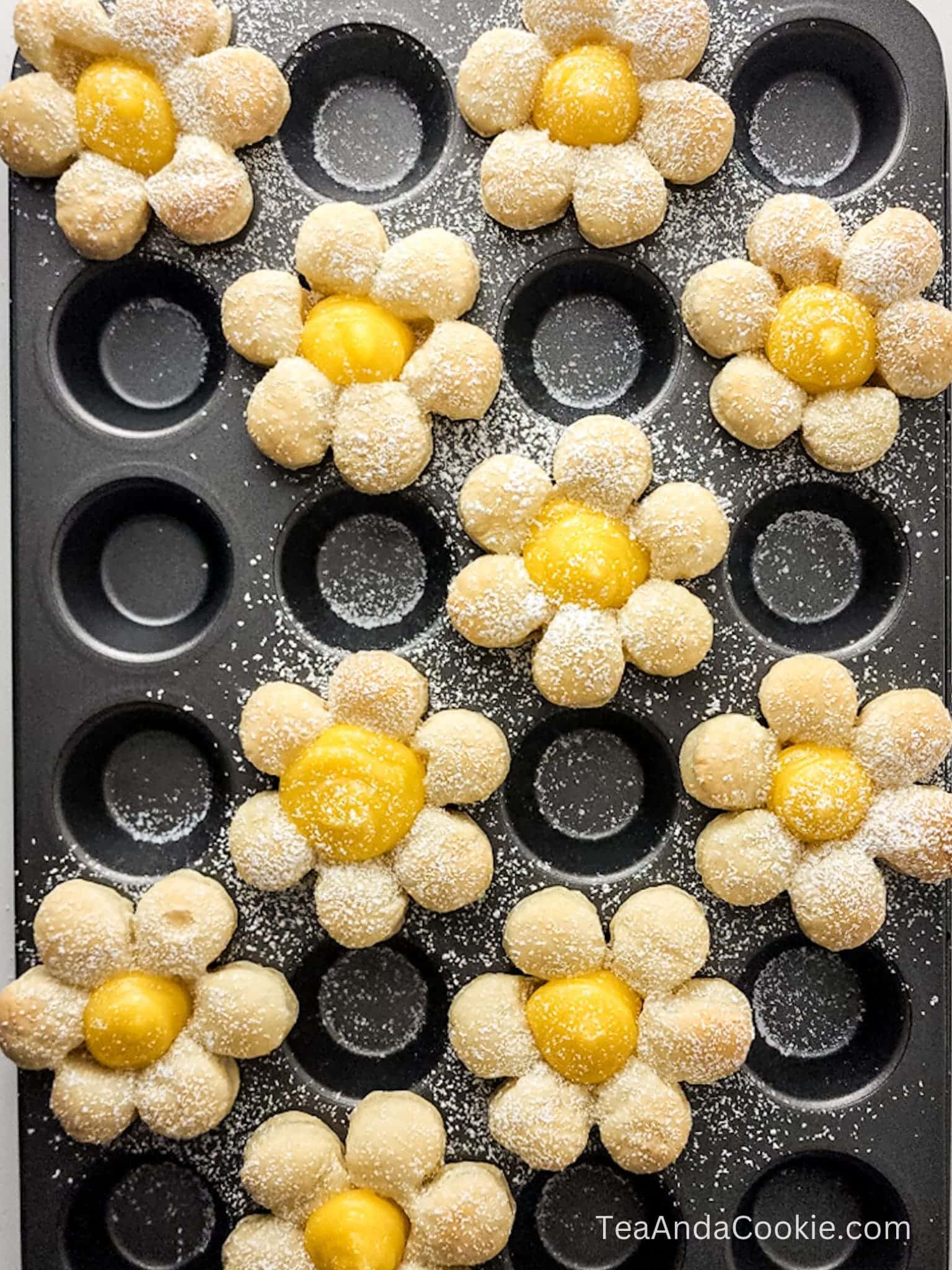 Easy Lemon Flower Cookies With Fresh Curd Recipe