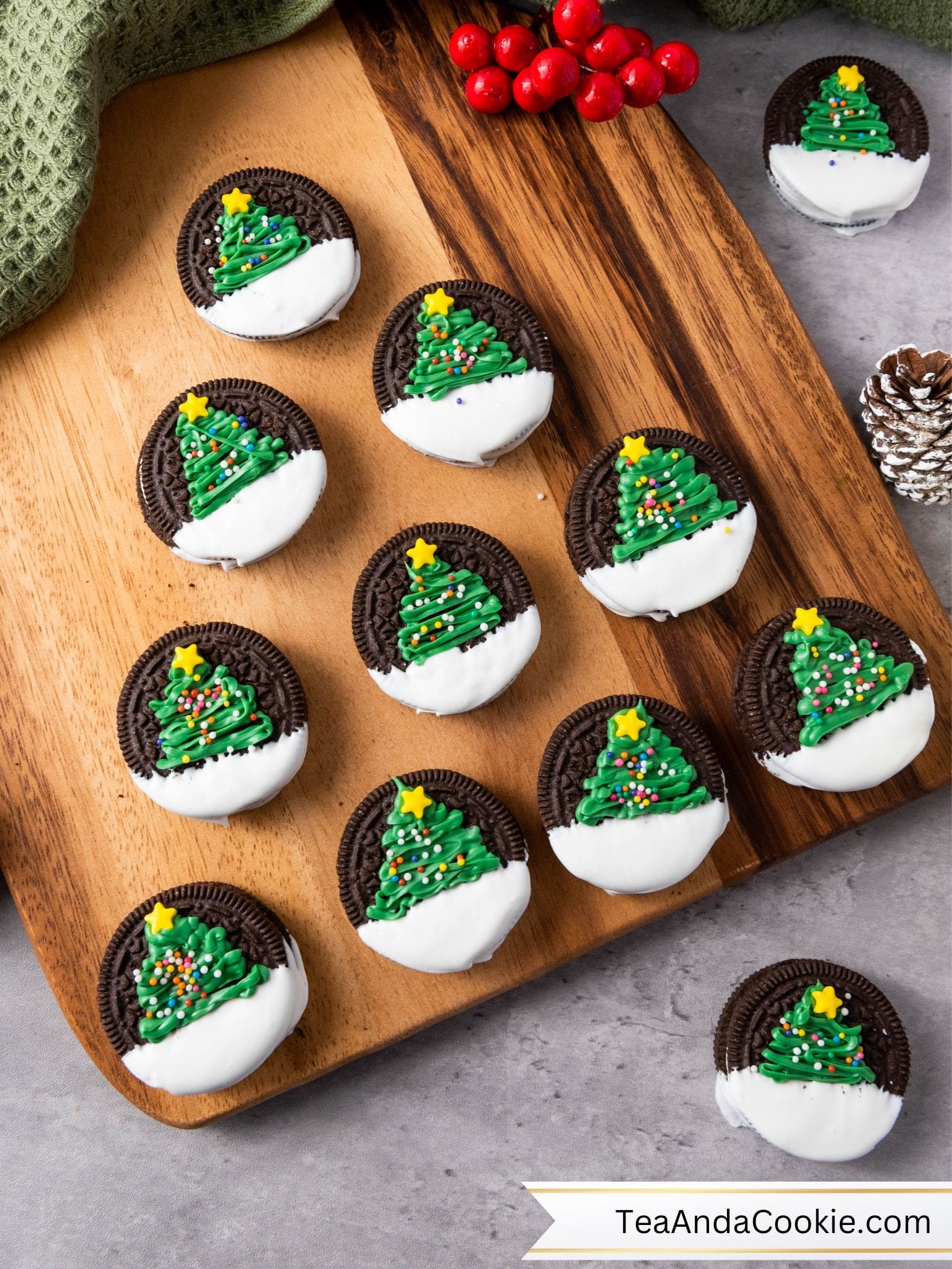 Easy Christmas Tree Oreos Recipe: Holiday Treats To Make