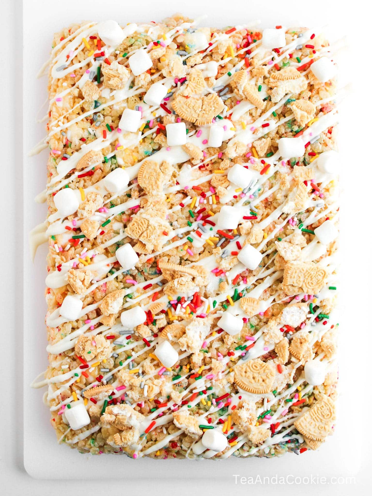 Colorful Sprinkle Rice Krispie Treats: Funfetti Cereal Bars